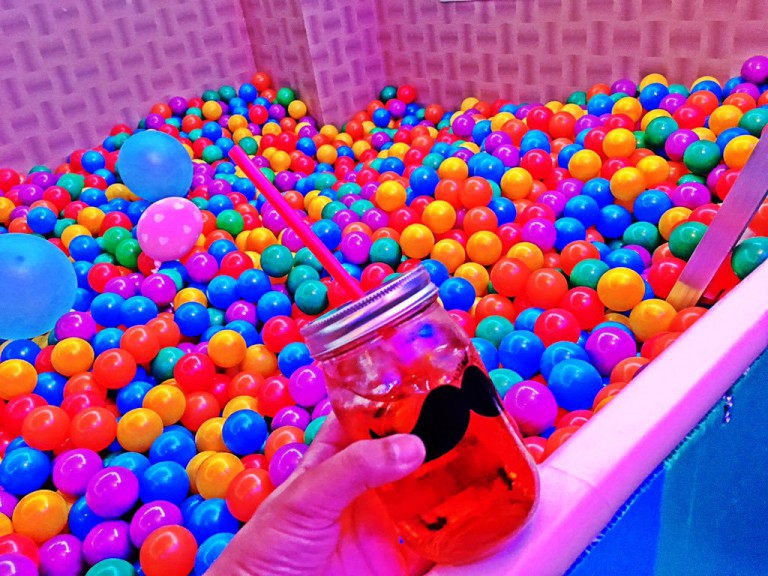 At This Japanese Bar, Drink and Play in a Ball Pit - Haruhichan